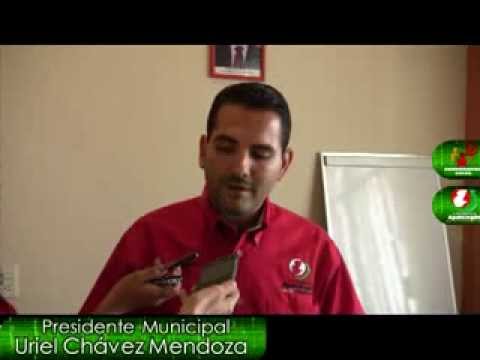 Entrevista Uriel CháveZ Mendoza - YouTube