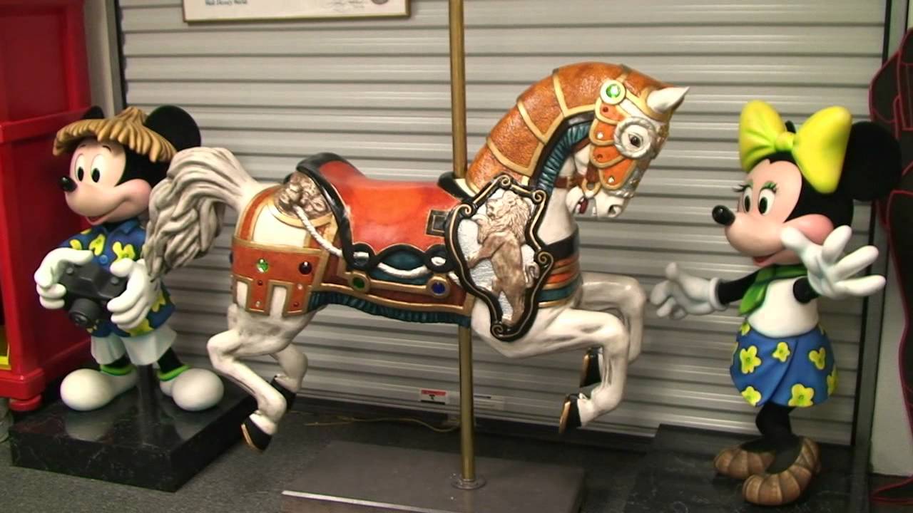 Theme Park Connection - Disney Prop Tour & History, Dumbo Timothy Mouse ...