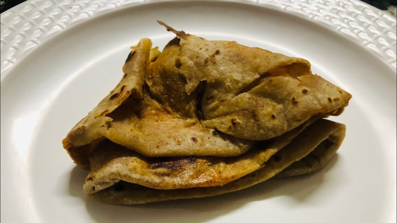 Sindhi Paratha | Tasty Namak Mirch Paratha Recipe | Easy Recipe - YouTube