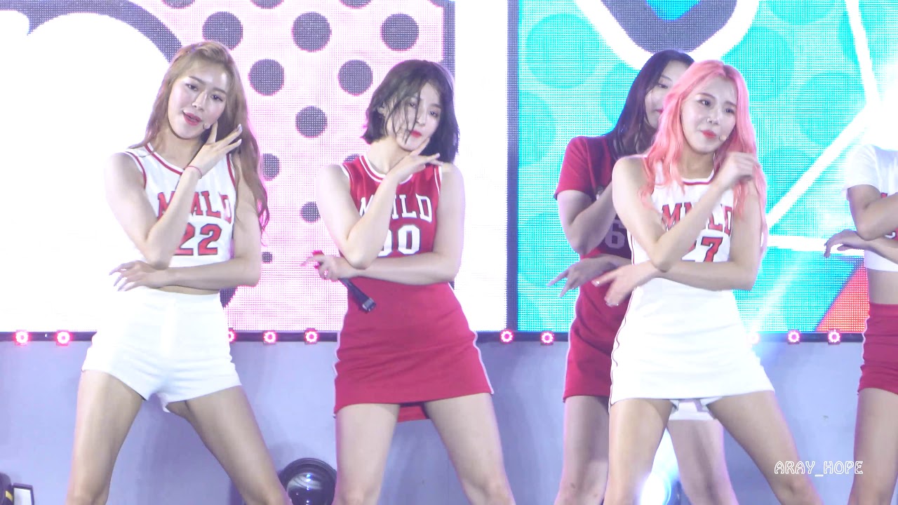 [4k]180721 #모모랜드 MOMOLAND (낸시 NanCy) - BAAM 뱀 @안동 라이브파워뮤직 _직캠FANCAM - YouTube