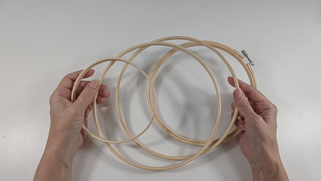 DIY - Easy Crafts using Woden Hoops (a basket, a multipurpose bag, and ...