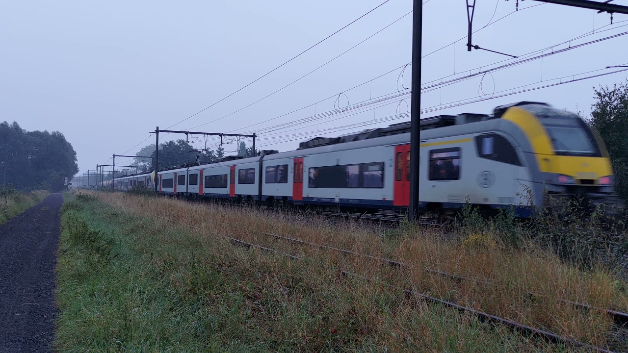 NMBS SNCB AM08 Siemens Desiro en Vossloh G1205 HLR77/78 Slurry wagen ...