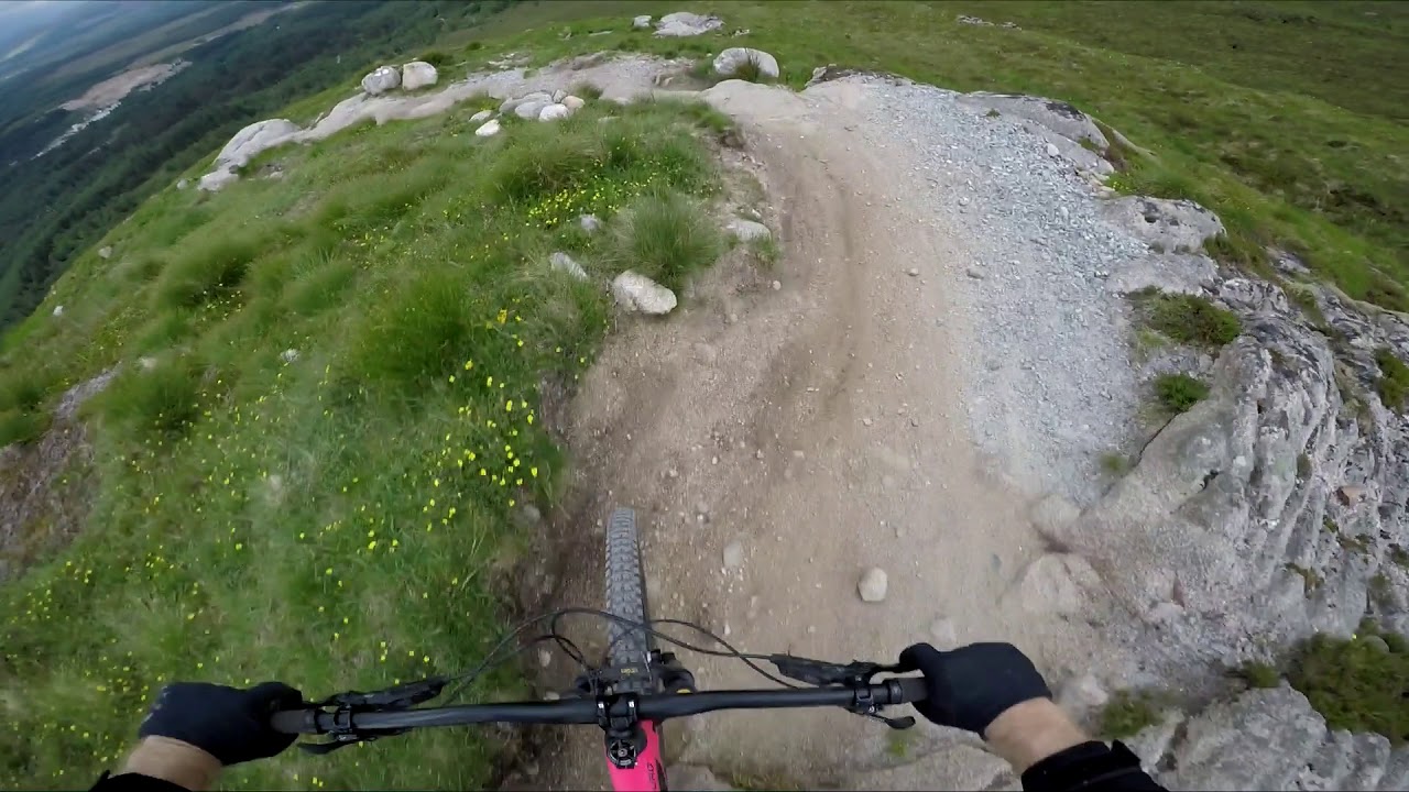 GRAMPS V McTRAIL RIDER AT FORT WILLIAM - YouTube