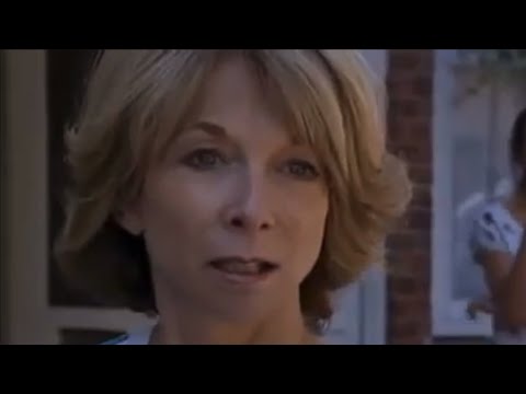Corrie - Gail Platt 2009 1/3