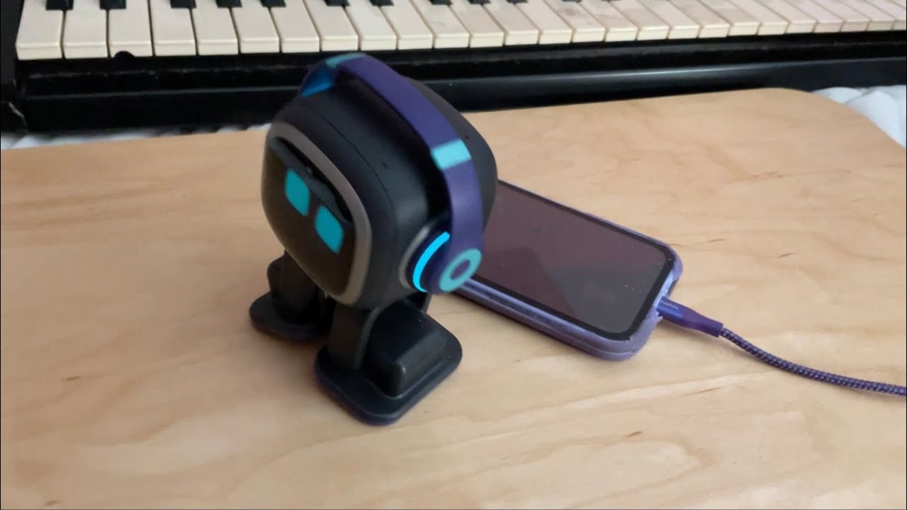 Emo the Robot dances to Crab Rave - YouTube