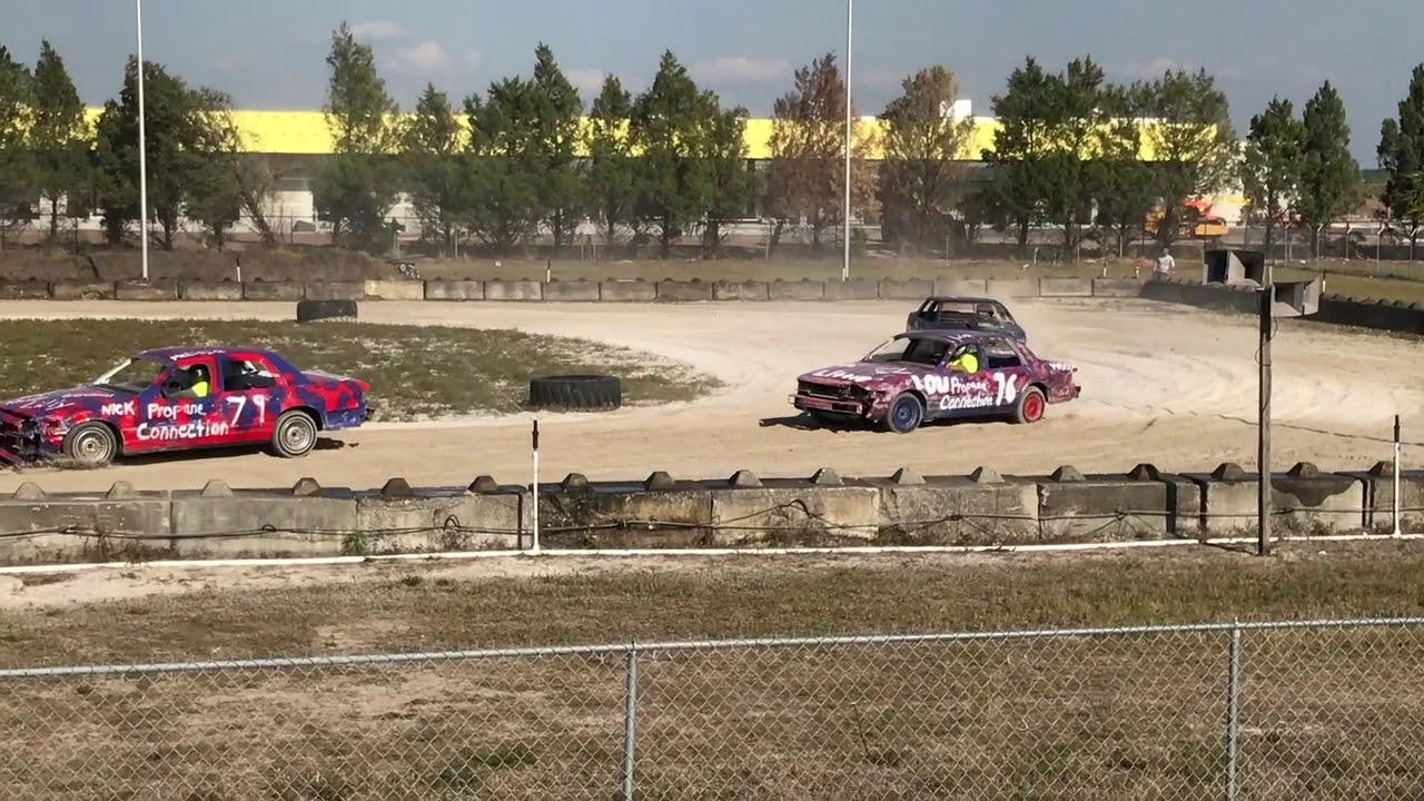 Collier County Fairgrounds - Junk car enduro racing - YouTube