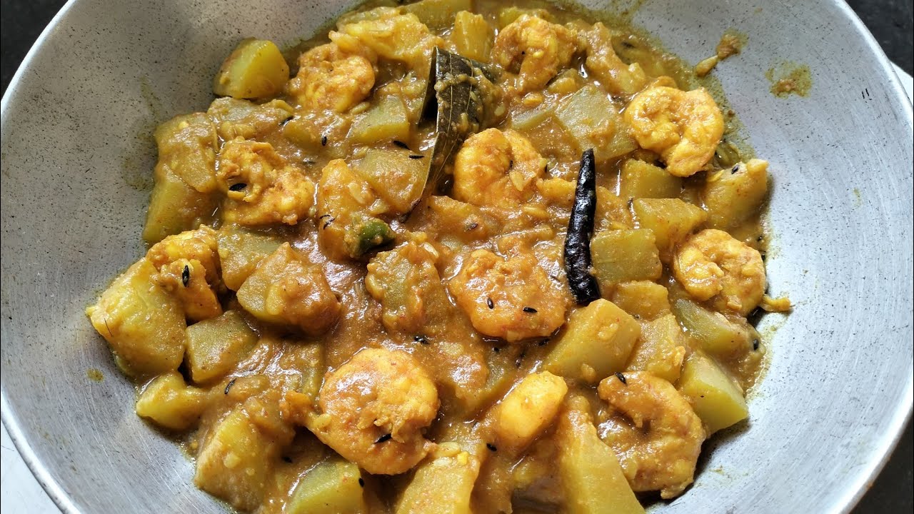 চিংড়ি মাছ দিয়ে এইরকম সুস্বাদু চালকুমড়োর রেসিপি অনেকেরই অজানা/Chal ...