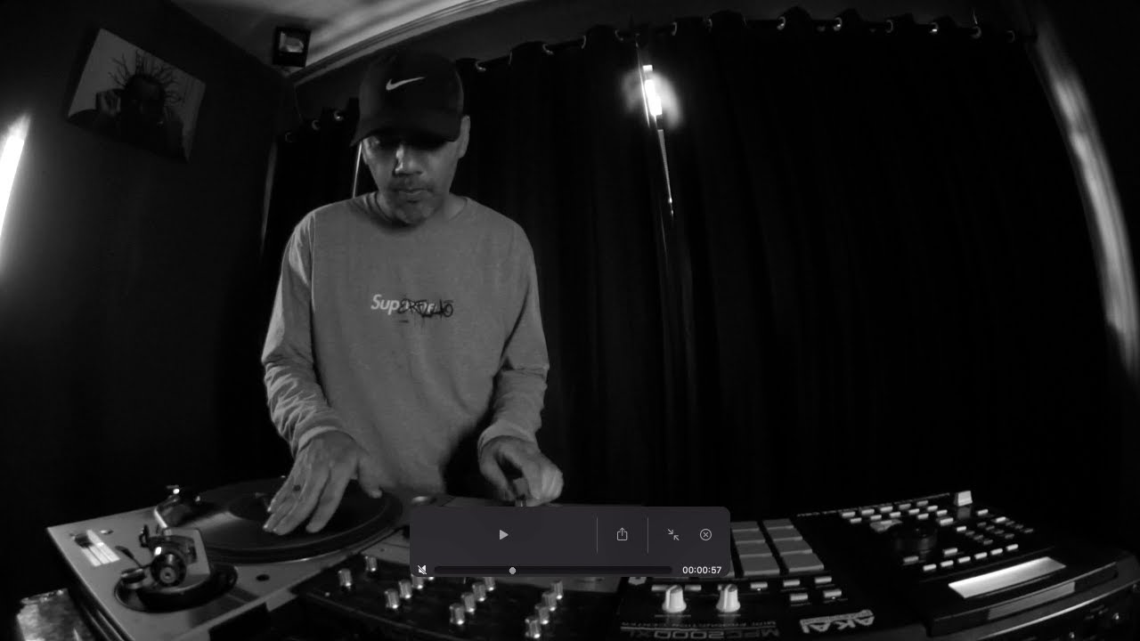 CRIA DA RUA CONVIDA DJ SESSIONS FREESTYLE EP 1 DJ SAMU AKA SUGUIURA - YouTube