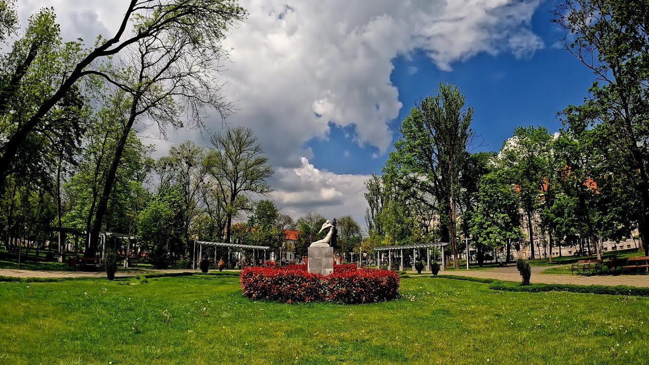 TIMISOARA - 3 of the most BEAUTIFUL parks 4K (April) - YouTube