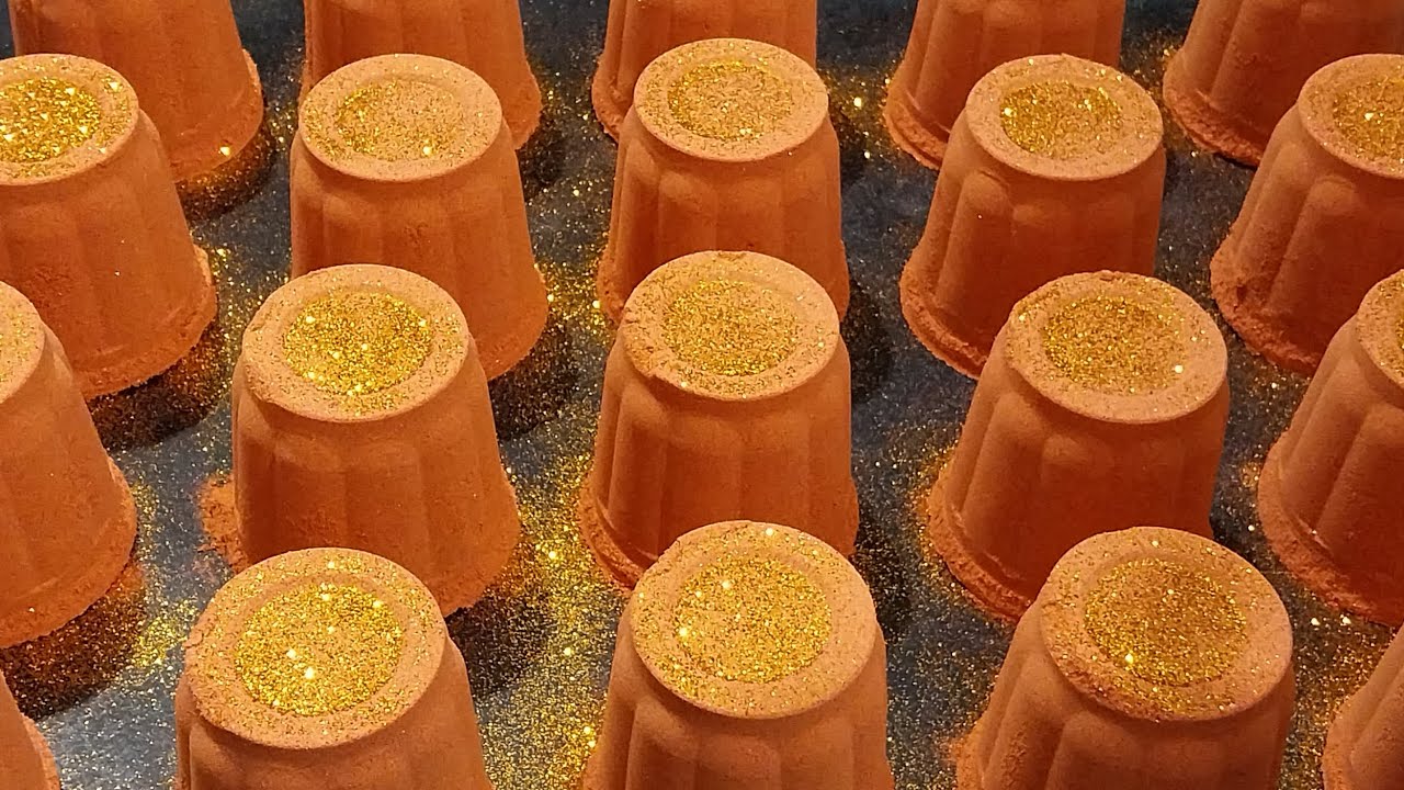 Asmr baking soda crushing🧡🧡/#asmr #explore #speedup #satisfying # ...