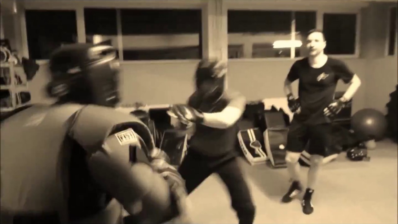 MUGGING - SPEZIALTRAINING - KRAV MAGA CRAFT - YouTube