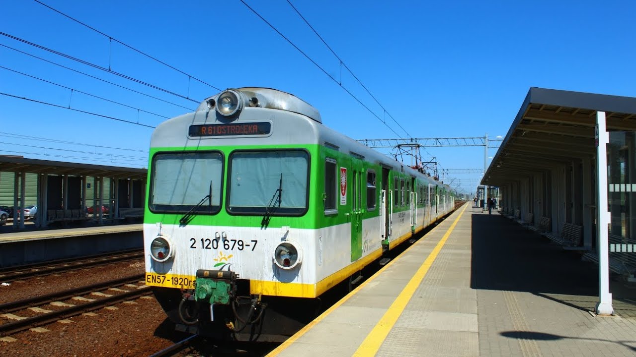 EN57-1920 do stacji Ostrołęka - YouTube