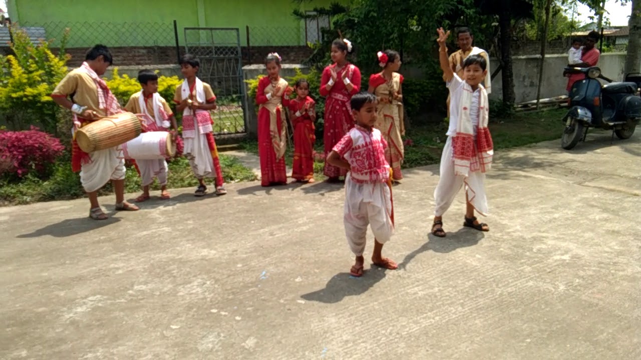 Rangali Bihu celebration - YouTube