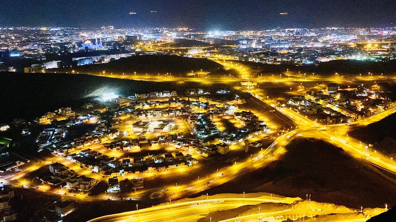 Night-view@Muscat City|Al Amarat Mountain Road|Beautiful roads in ...