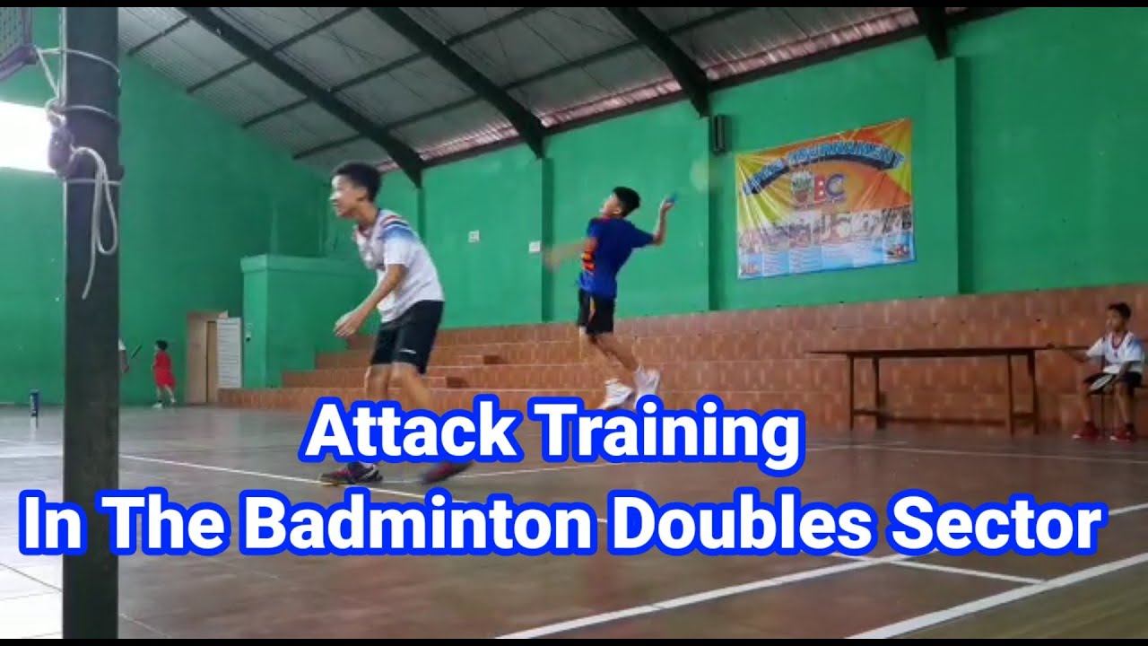Attack Training In The Badminton Doubles Sector - YouTube