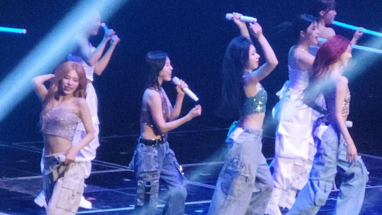 240225 ITZY - Psychic Lover + Don't Give a What [BORN TO BE in Seoul ...