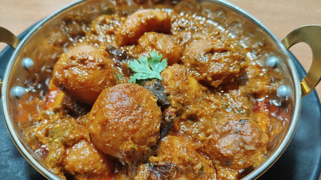 आलू दम की आसान और झटपट से बनने वाली रेसिपी | Bihari Dum Aloo Recipe ...