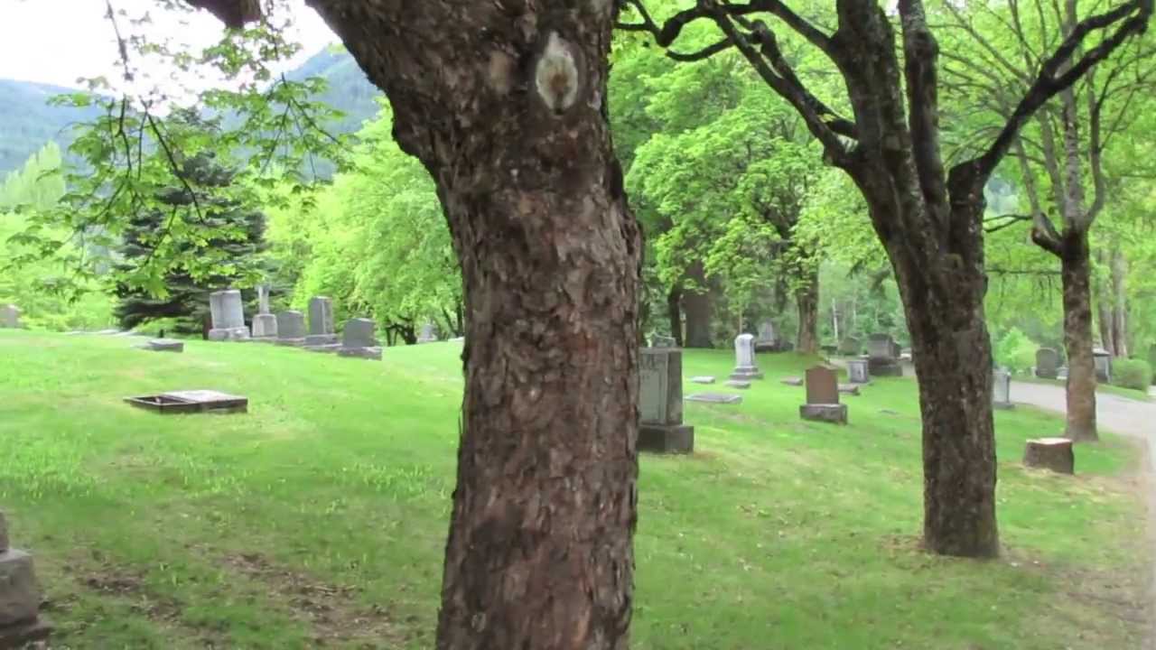 Morning Has Broken at Nelson BC's Cemetery - YouTube