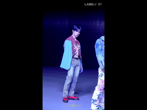 [#KUN Focus] WayV 'Turn Back Time' (Rebirth Ver.) @WayV THE STAGE