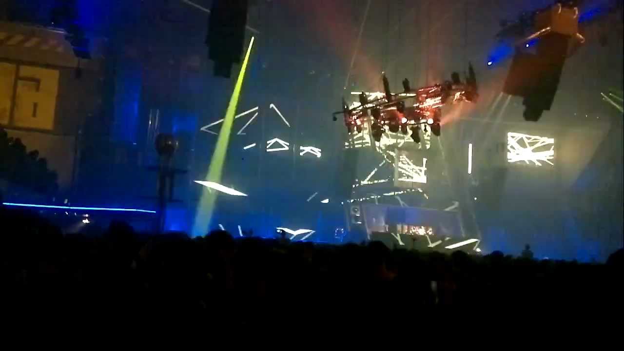 Frontliner - Symbols ( Q-base 2012 Anthem ) Hardbass 2013 - YouTube