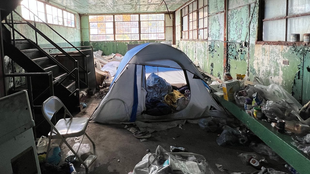 Homeless ENCOUNTER & STRANGE Items Exploring CRAZY abandoned Factory ...