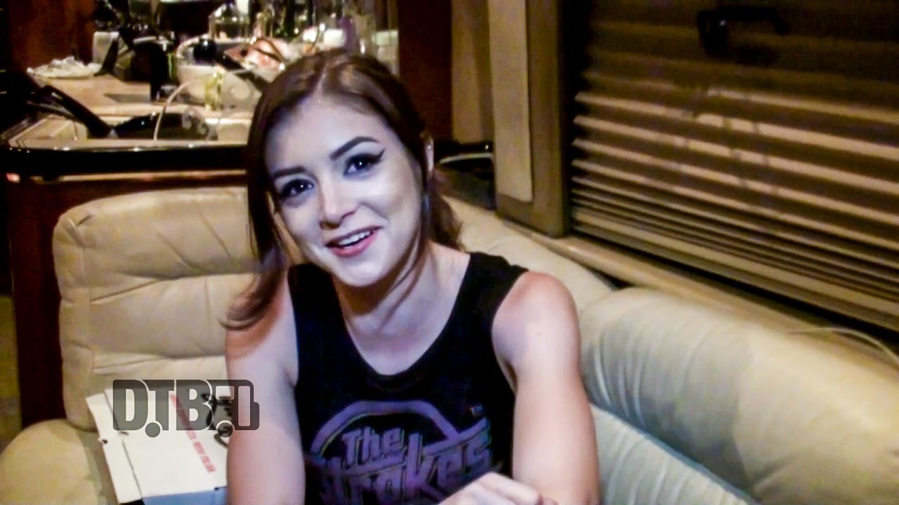 Against The Current's Chrissy Costanza - CRAZY TOUR STORIES Ep. 456 ...