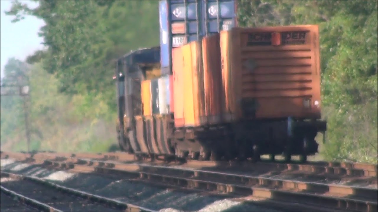 Short But Fast Train 🚆 - YouTube