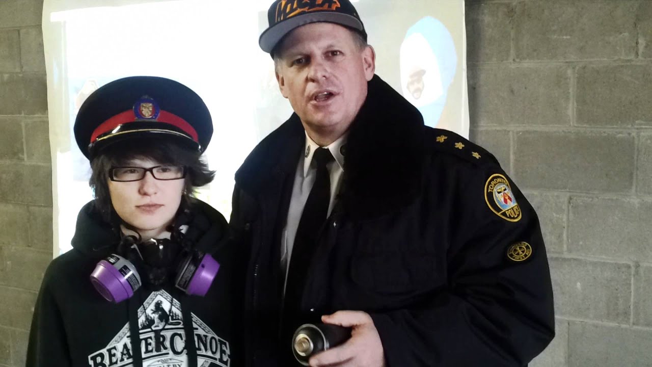 Toronto Cop Supports Cross Fit Graffiti Art Program @CopsAndKidsca ...