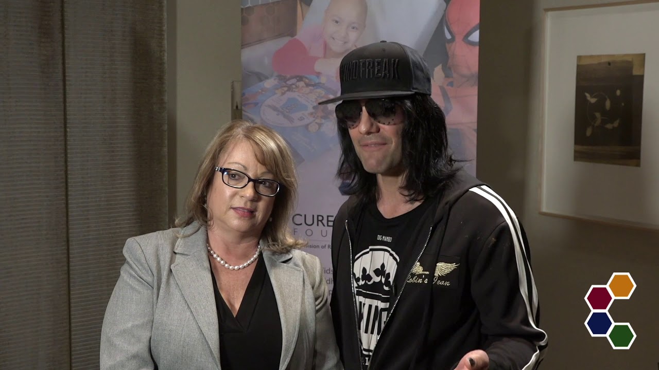 Annette Logan-Parker and Criss Angel - YouTube