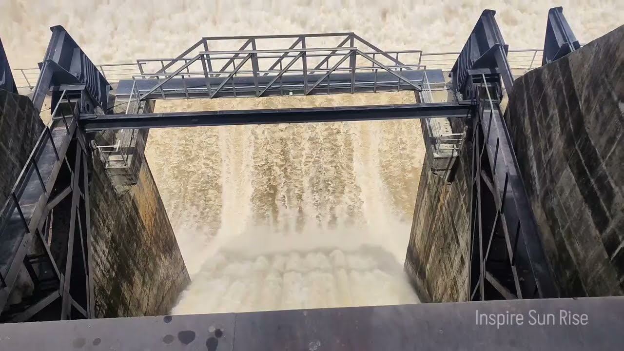 Jabalpur bargi dam 17 gate open | नर्मदा नदी अपने रौद्र रूप में बह रही ...