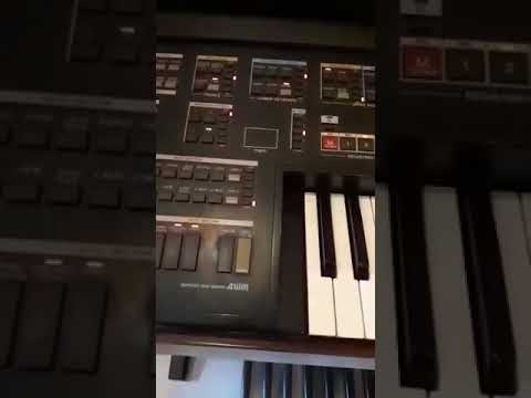JASA SERVIS PIANO ELEKTRIK 082372296673