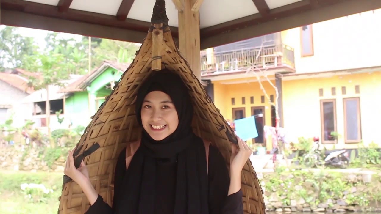 Kesenian Alat Musik Bundengan - YouTube