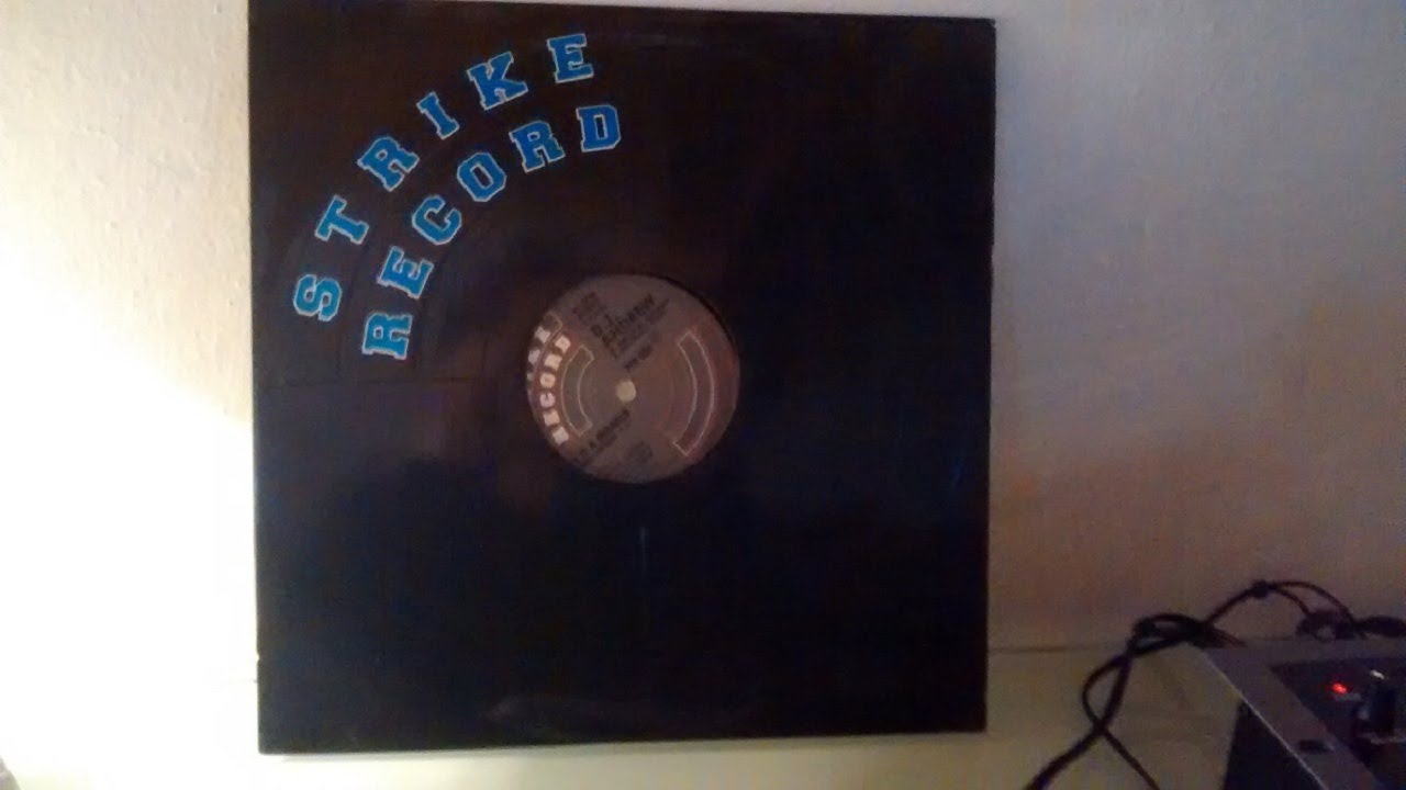 DJ Andrew - This Is a Miracle (A1 Techno Version)(1992) - YouTube