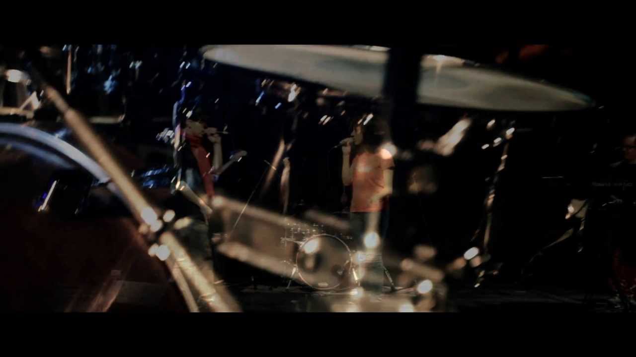 MC JUNE en spectacle - YouTube