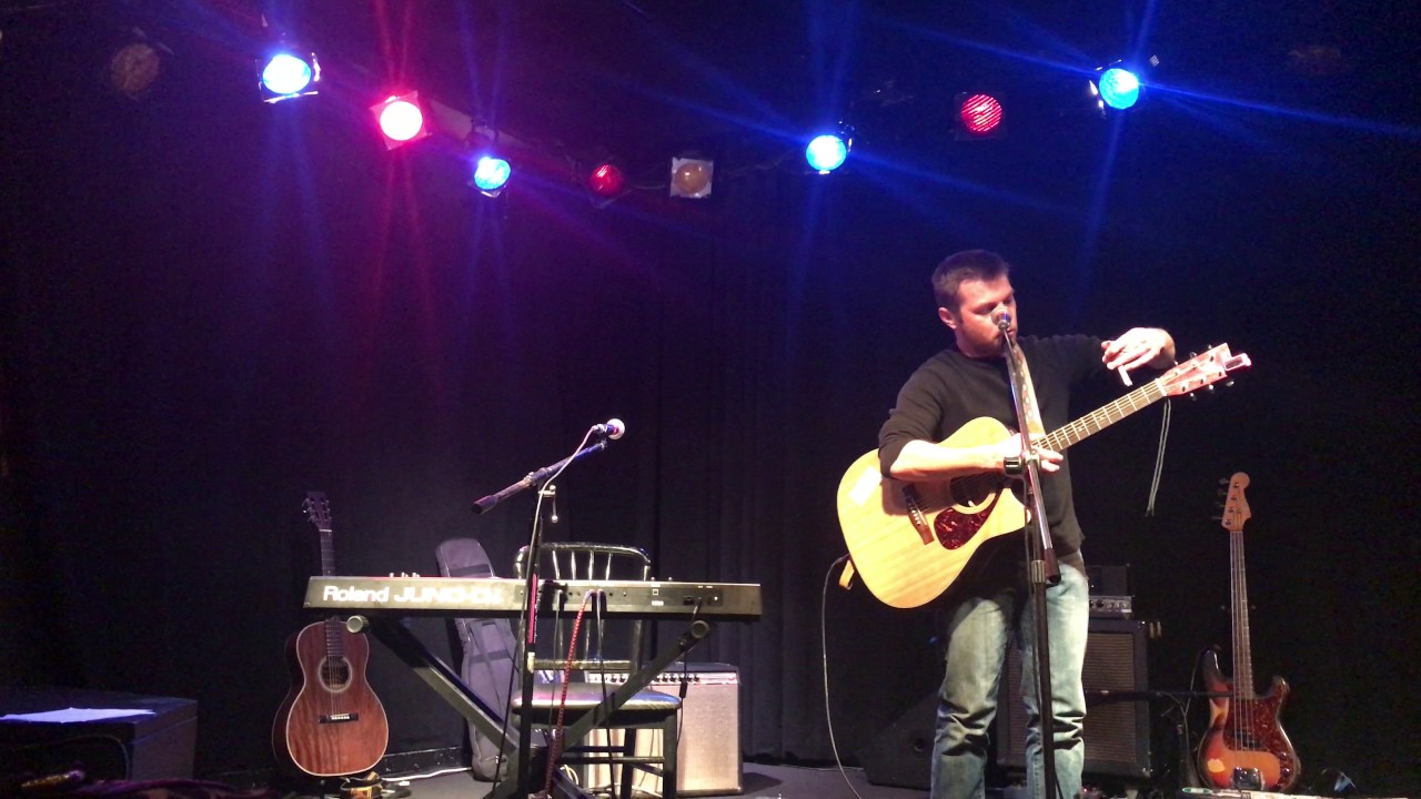 Alex Pickl (solo) live @ Club Cafe (Get to Know, Astonished to Be Quite ...