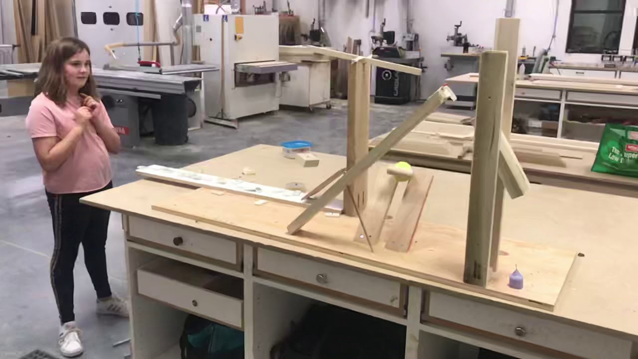 Mariem’s Ruth Goldberg machine - YouTube