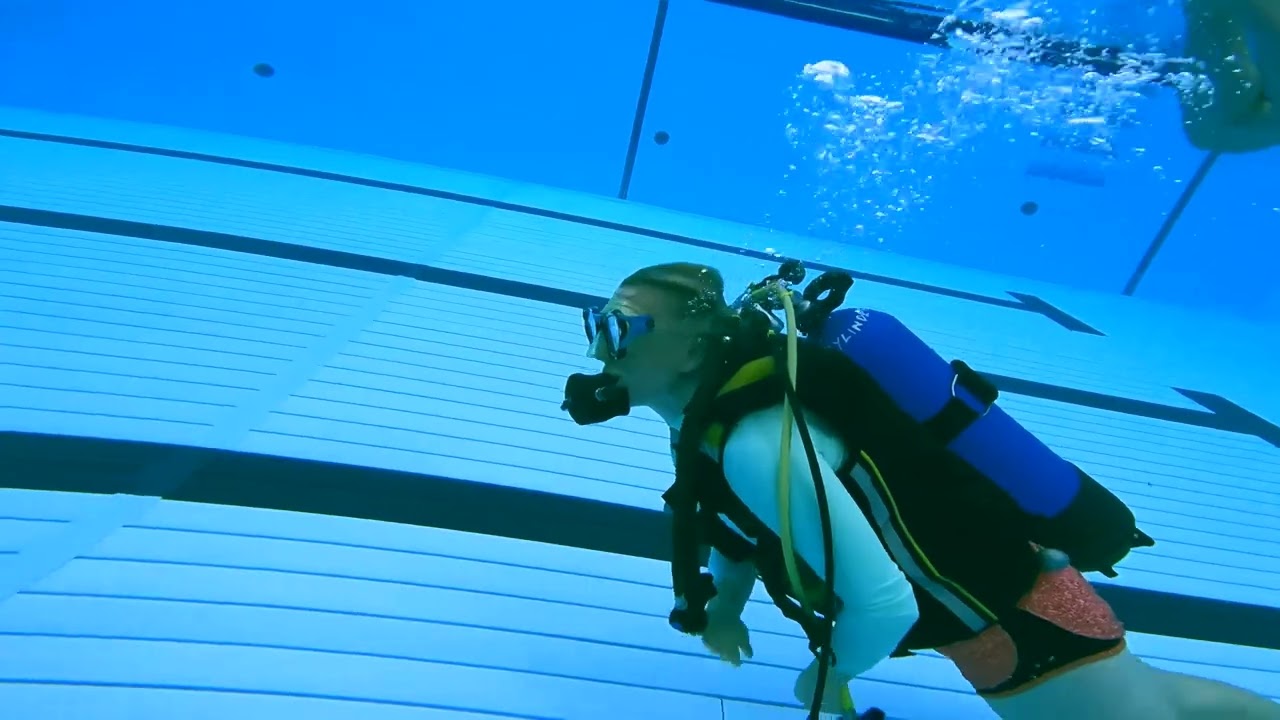 Fiona's Try Dive 05 10 22 - YouTube