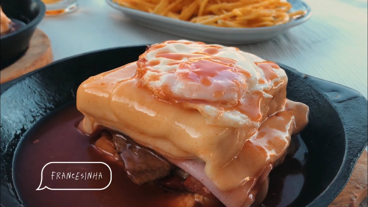 Francesinha comida típica de Portugal - YouTube