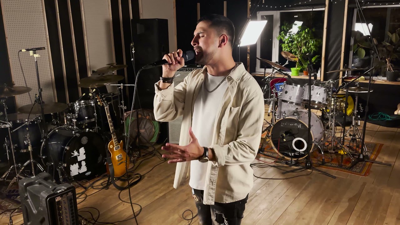 Ivan Afanasiev - Le bien ci fai mail - YouTube