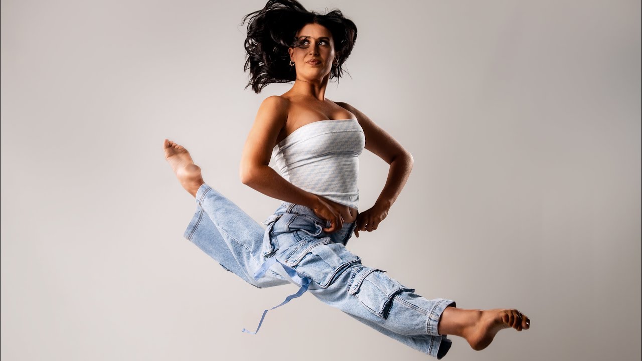 Kayla Read Showreel - YouTube