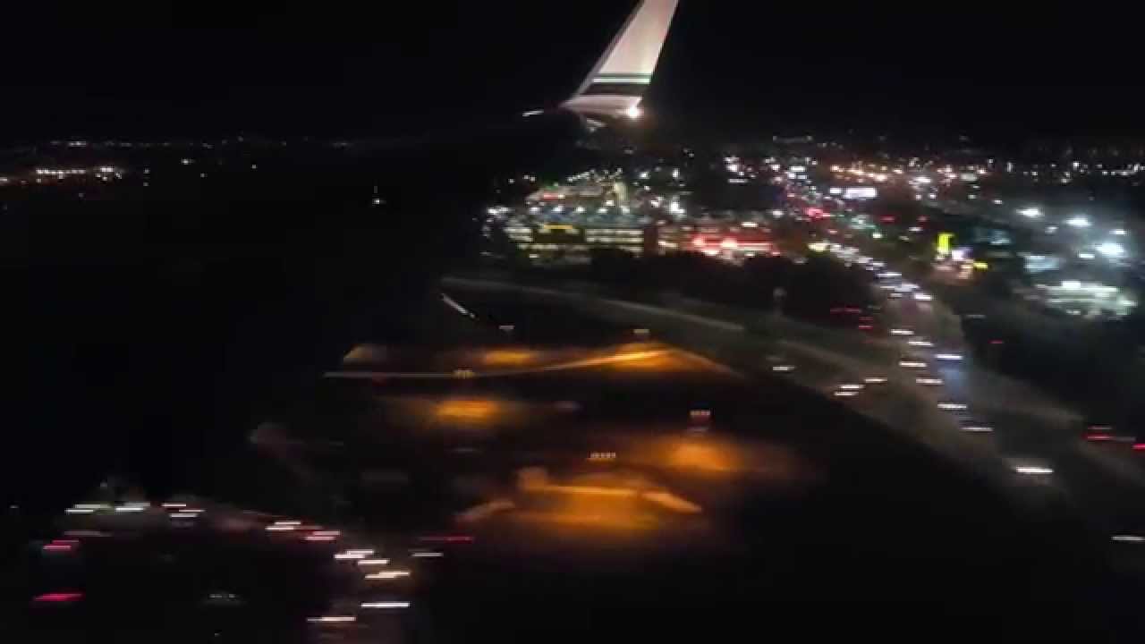 Aerial View of Los Angeles at Night | Approach and Landing at LAX - YouTube