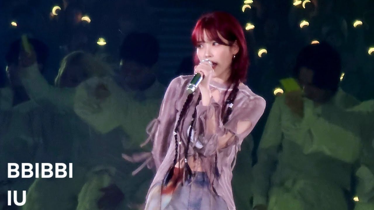 [4K] 아이유 IU 'BBIBBI' FANCAM @ 'IU H.E.R WORLD TOUR CONCERT' IN SEOUL ...
