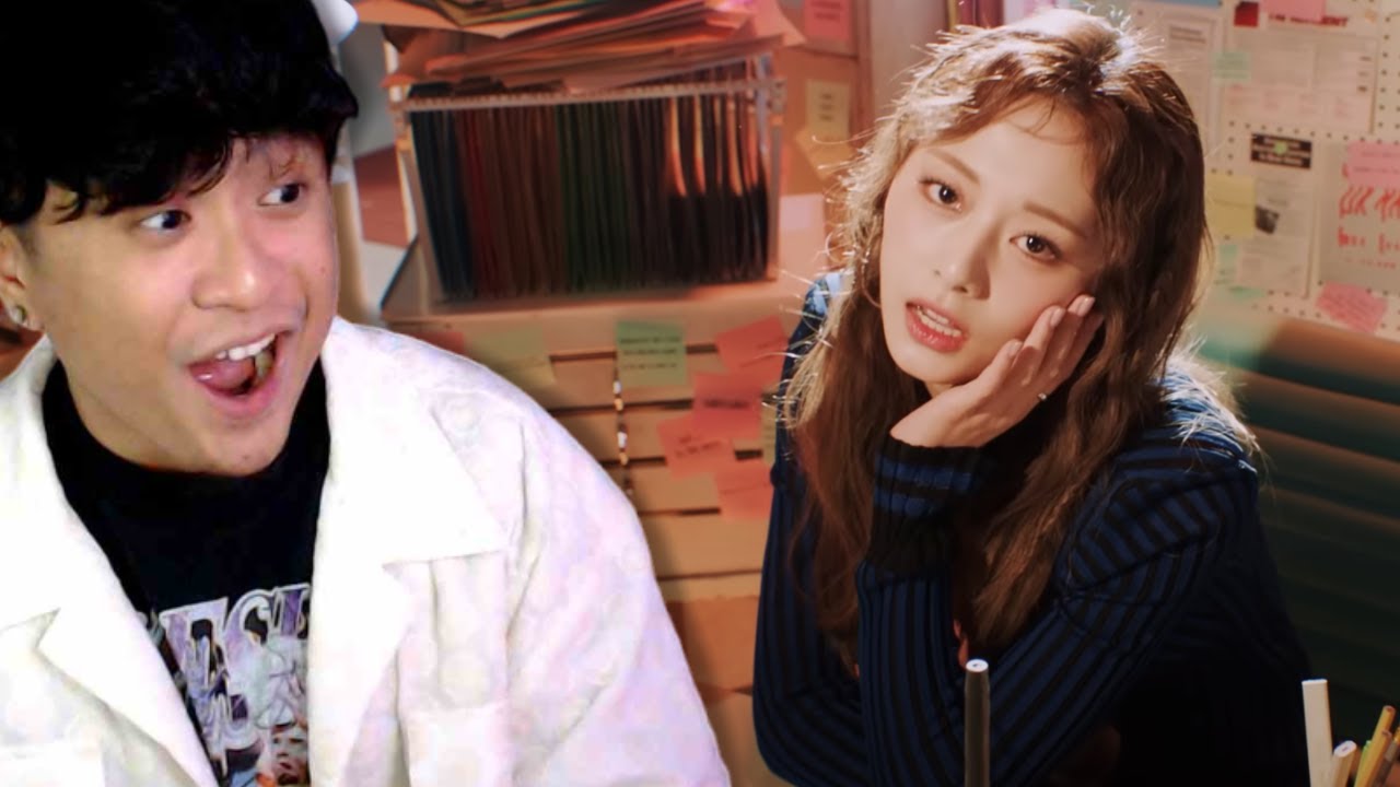 TWICE HAS ALL THE VISUALS - YouTube