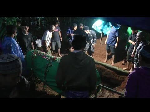 BOCAH INDIGO UJI NYALI DIPEMAKAMAN VINA YANG SEDANG VIRAL‼️SEPERTI INI EXSISTENSINYA