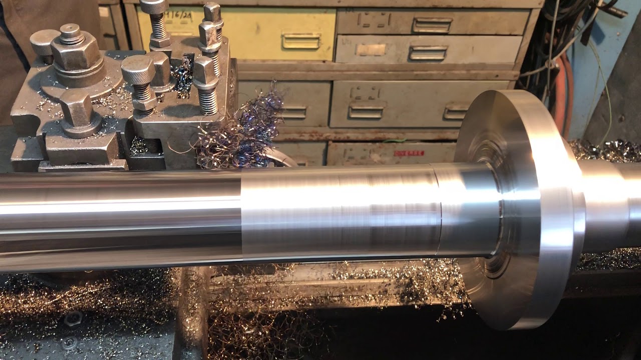 Svarvning drivaxel - YouTube