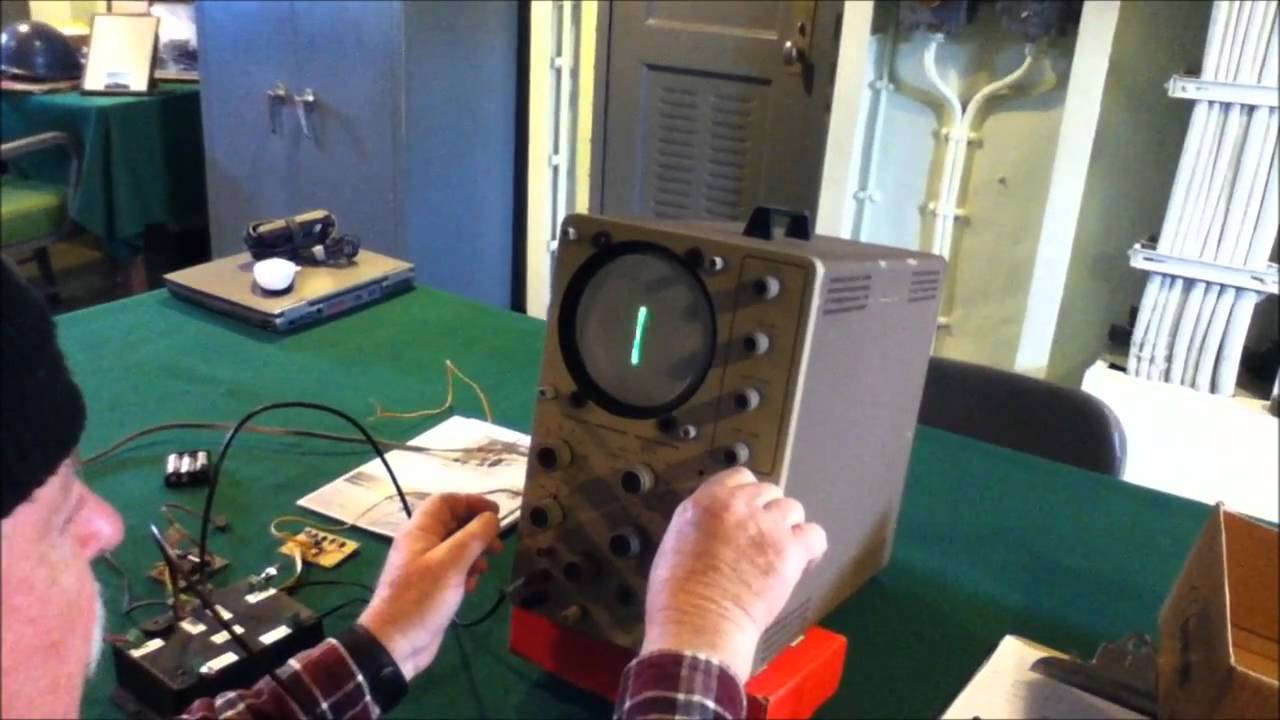 USS Slater Huff-Duff demo.wmv - YouTube