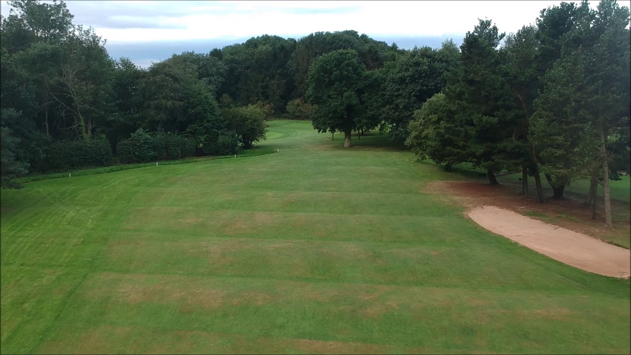 Driffield Golf Club Hole 2 - YouTube