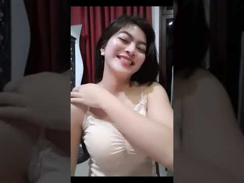 BIGO LIVE HOT|||| TANTE cantik lagi GOYANG