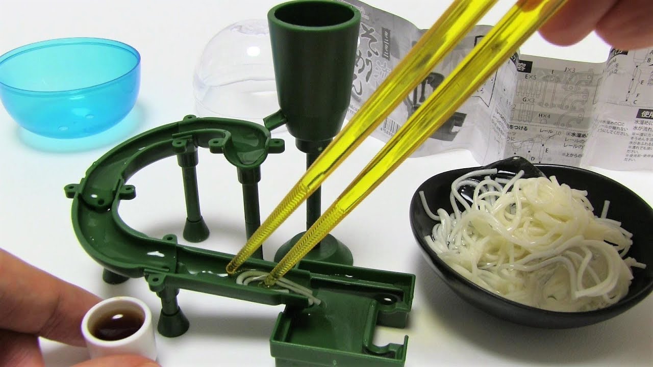 Miniature Somen Vermicellifine Noodles Machine Gashapon - YouTube