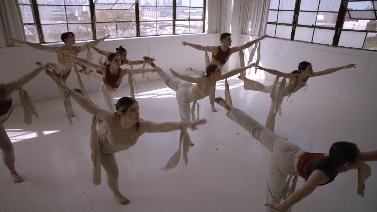 Kaylee Shahira - Waves (Dance Cut) - YouTube